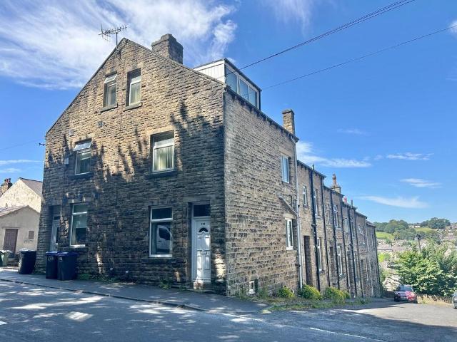 2 bedroom end of terrace house for sale