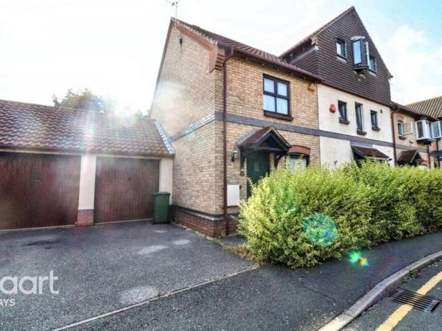 2 bedroom end of terrace house for sale