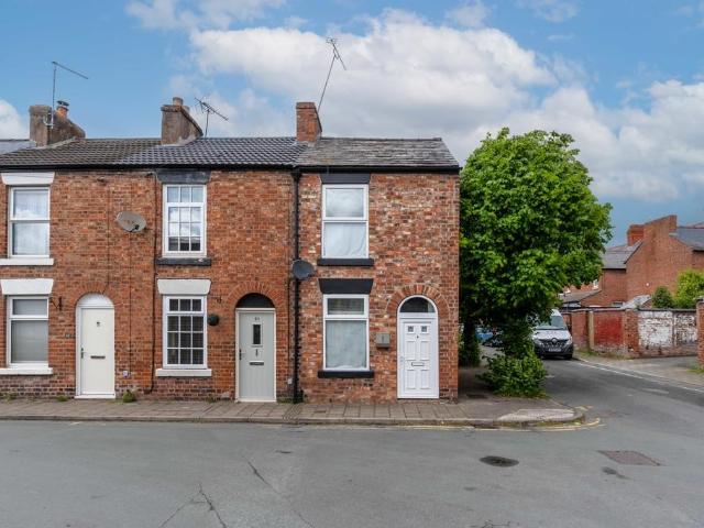 2 bedroom end of terrace house for sale