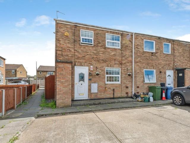 2 bedroom end of terrace house for sale