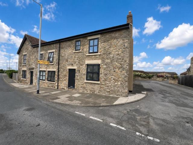 2 bedroom end of terrace house for sale