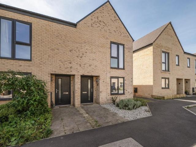 2 bedroom end of terrace house for sale