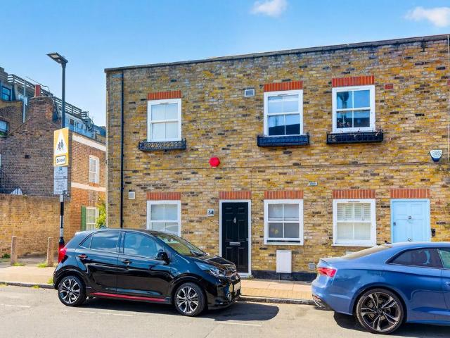2 bedroom end of terrace house for sale