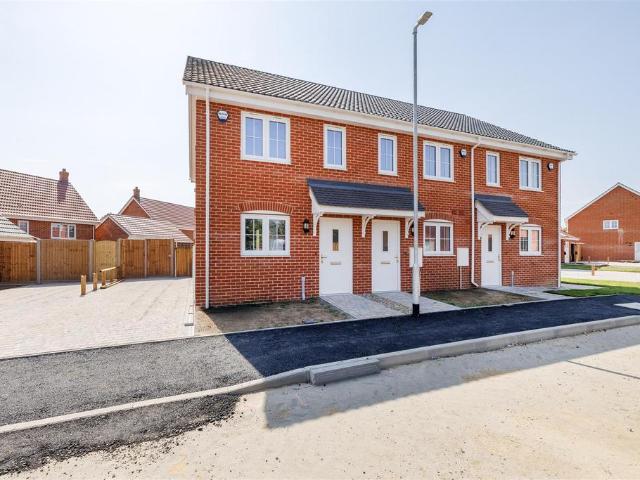 2 bedroom end of terrace house for sale