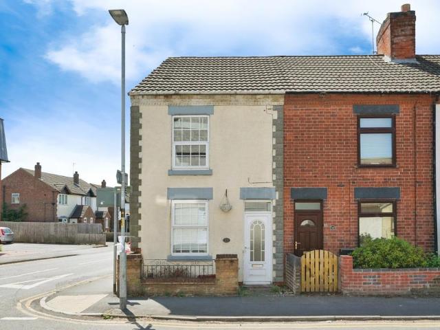 2 bedroom end of terrace house for sale
