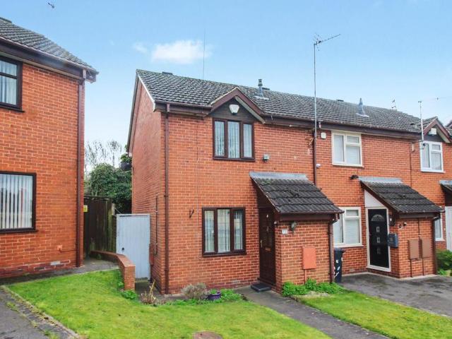 2 bedroom end of terrace house for sale