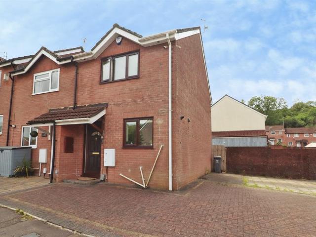2 bedroom end of terrace house for sale