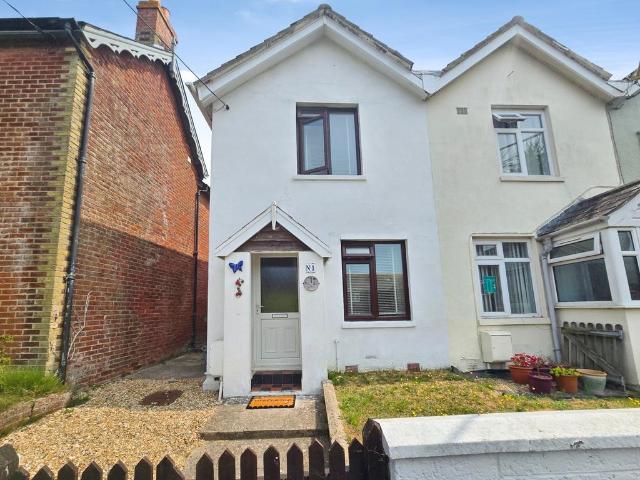 2 bedroom end of terrace house for sale