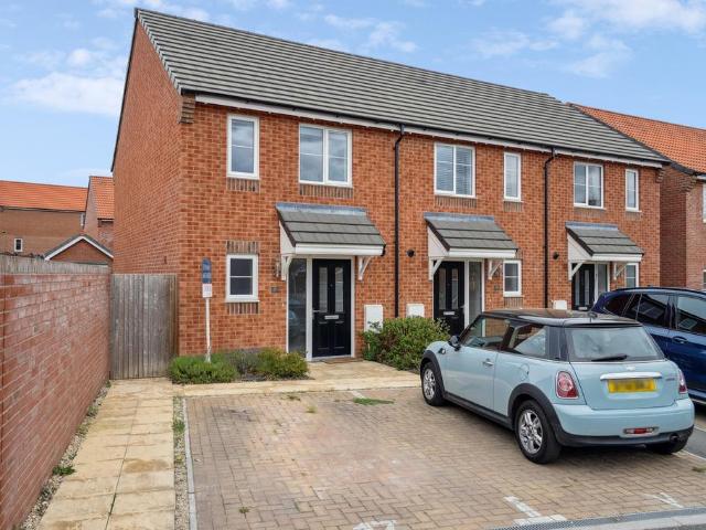 2 bedroom end of terrace house for sale