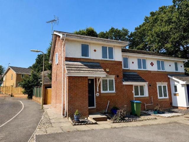 2 bedroom end of terrace house for sale