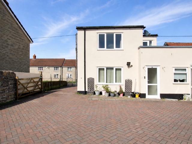 2 bedroom end of terrace house for sale