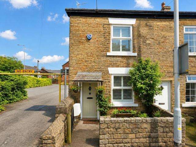 2 bedroom end of terrace house for sale