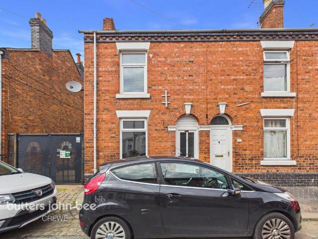 2 bedroom end of terrace house for sale