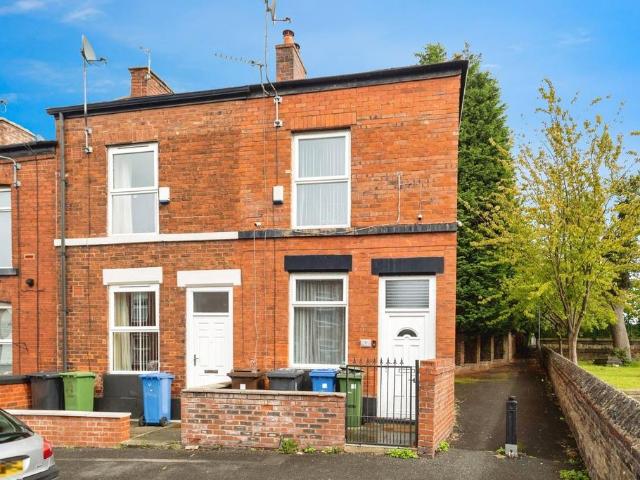 2 bedroom end of terrace house for sale