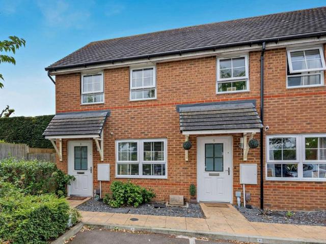 2 bedroom end of terrace house for sale