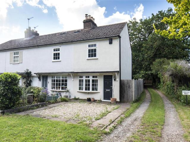 2 bedroom end of terrace house for sale