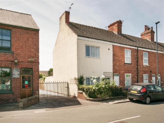 2 bedroom end of terrace house for sale