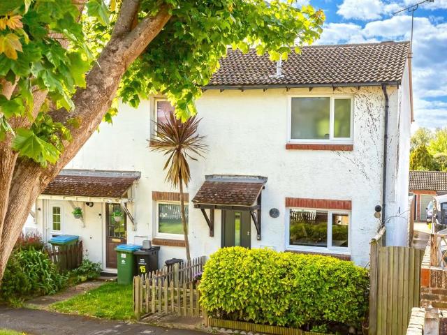 2 bedroom end of terrace house for sale