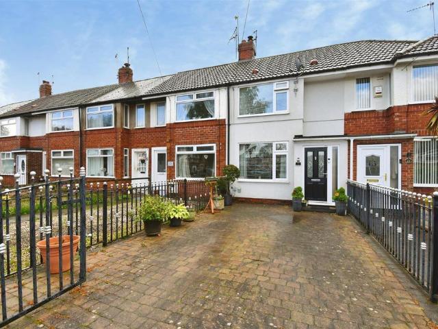 2 bedroom end of terrace house for sale