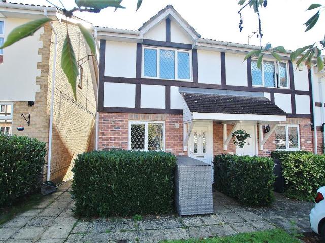 2 bedroom end of terrace house for sale