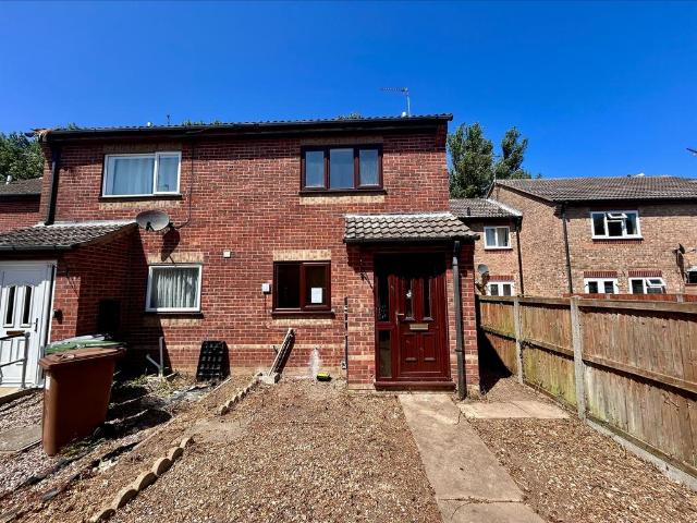 2 bedroom end of terrace house for sale