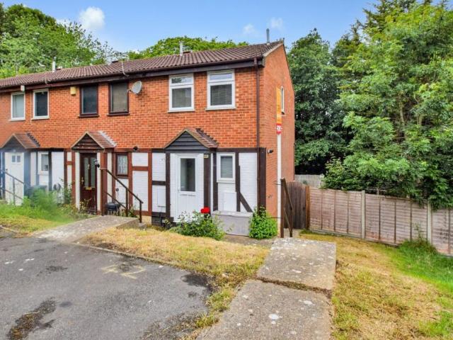 2 bedroom end of terrace house for sale