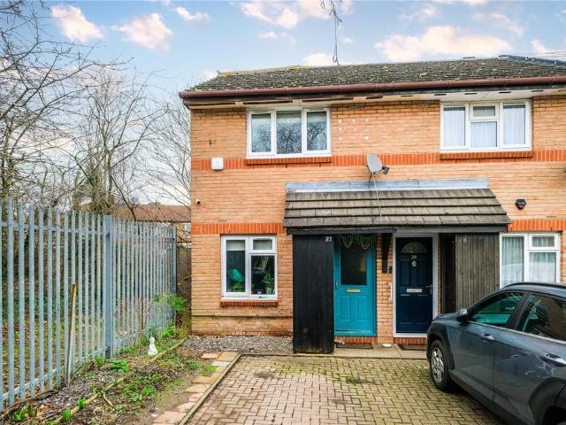 2 bedroom end of terrace house for sale