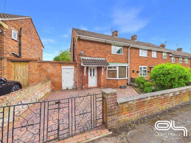 2 bedroom end of terrace house for sale