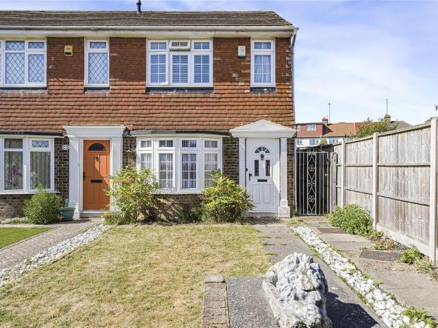 2 bedroom end of terrace house for sale