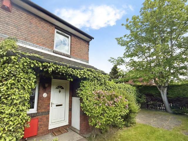 2 bedroom end of terrace house for sale