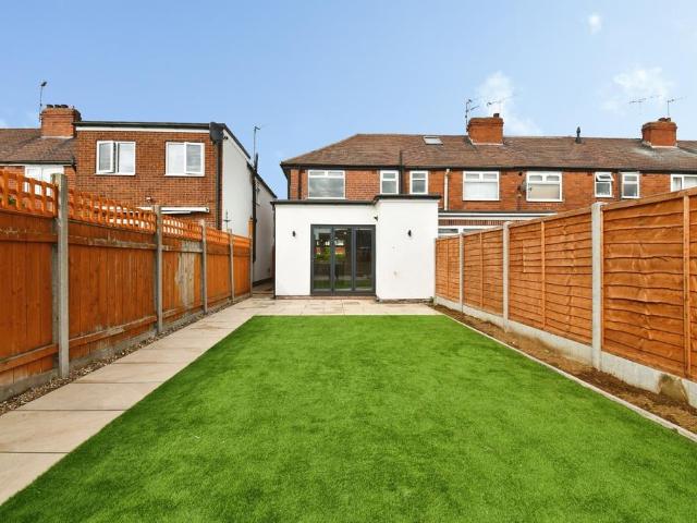 2 bedroom end of terrace house for sale