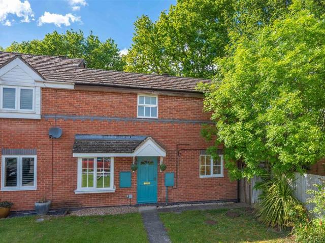 2 bedroom end of terrace house for sale