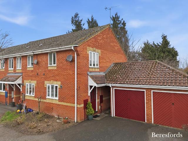 2 bedroom end of terrace house for sale