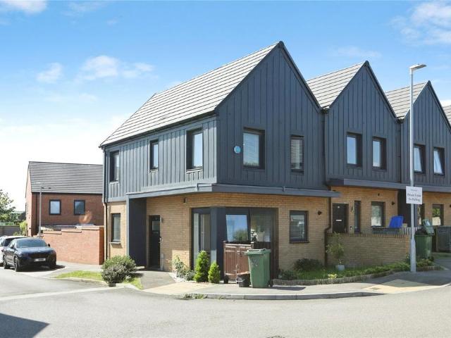 2 bedroom end of terrace house for sale