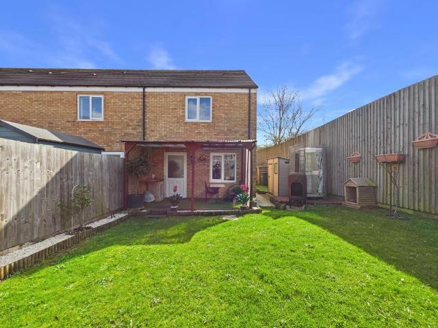 2 bedroom end of terrace house for sale
