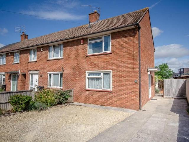 2 bedroom end of terrace house for sale