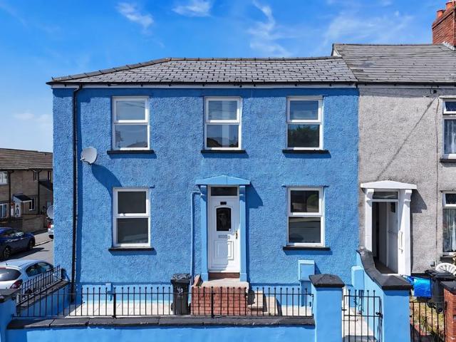2 bedroom end of terrace house for sale