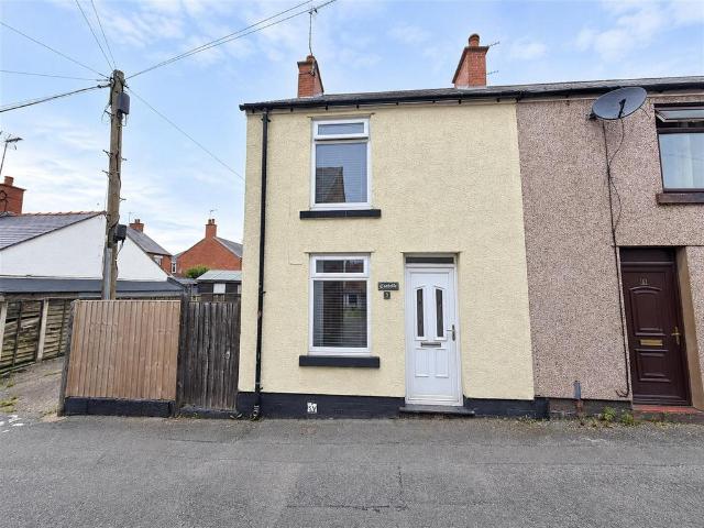 2 bedroom end of terrace house for sale