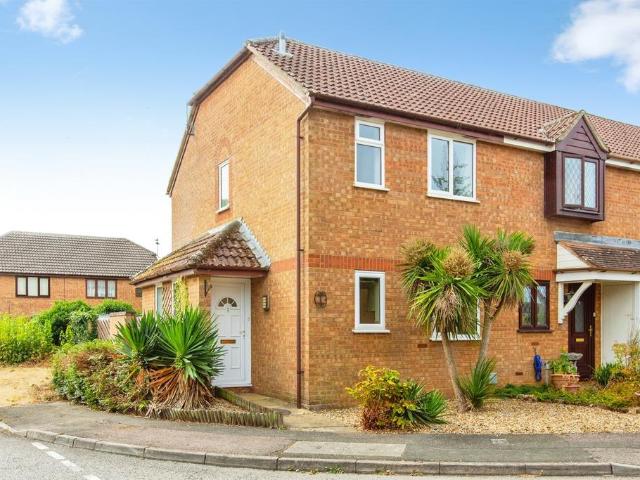 2 bedroom end of terrace house for sale