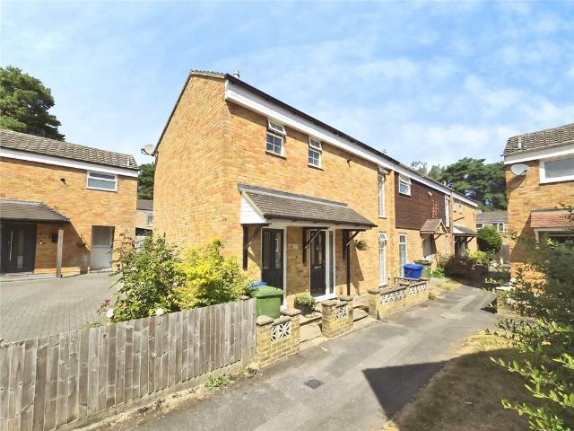 2 bedroom end of terrace house for sale