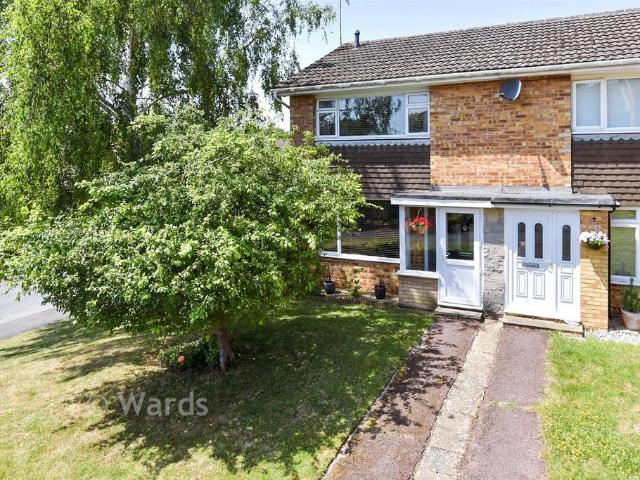 2 bedroom end of terrace house for sale
