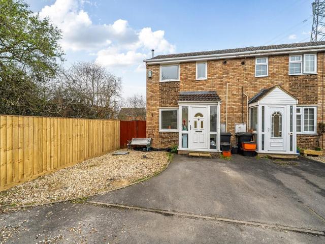 2 bedroom end of terrace house for sale