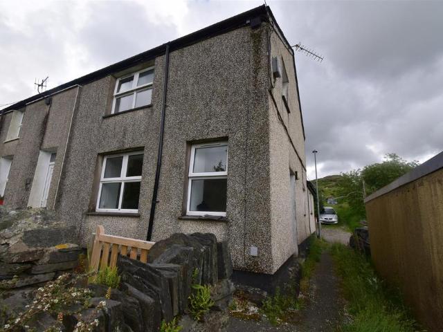 2 bedroom end of terrace house for sale