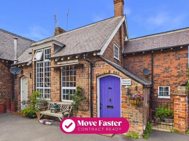 2 bedroom end of terrace house for sale