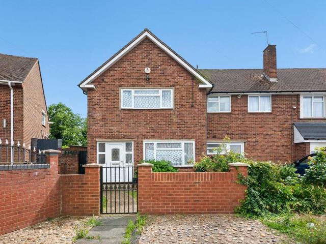 2 bedroom end of terrace house for sale