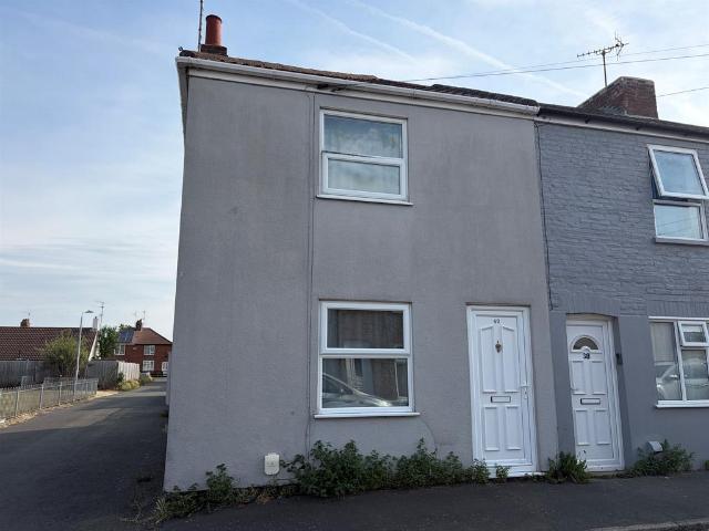 2 bedroom end of terrace house for sale