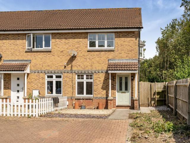 2 bedroom end of terrace house for sale