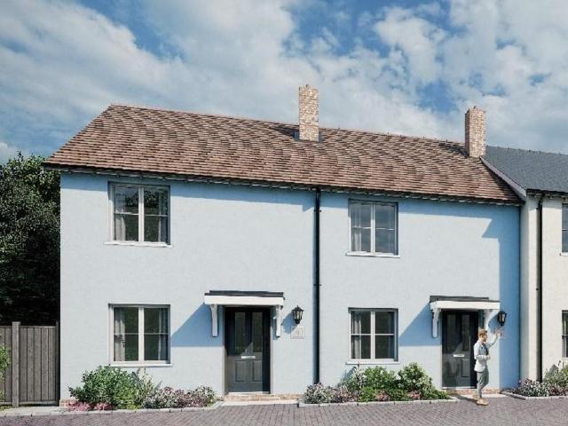 2 bedroom end of terrace house for sale