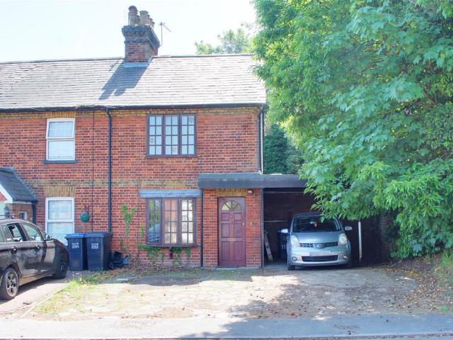 2 bedroom end of terrace house for sale