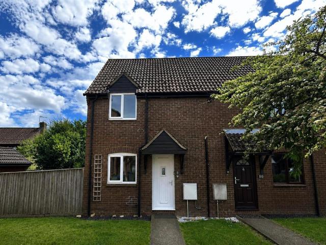 2 bedroom end of terrace house for sale